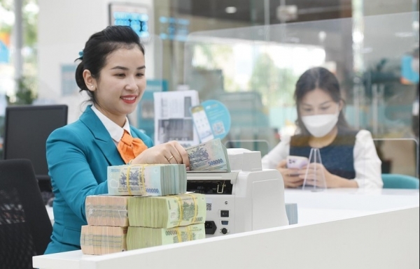 Improving liquidity and resilience for local banks