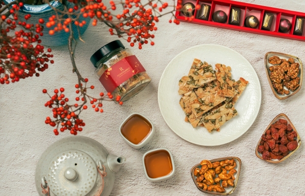 Tet Hamper 2023 from Renaissance Riverside Saigon