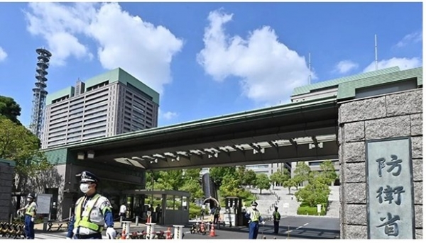 Japan opens defense hotline with ASEAN