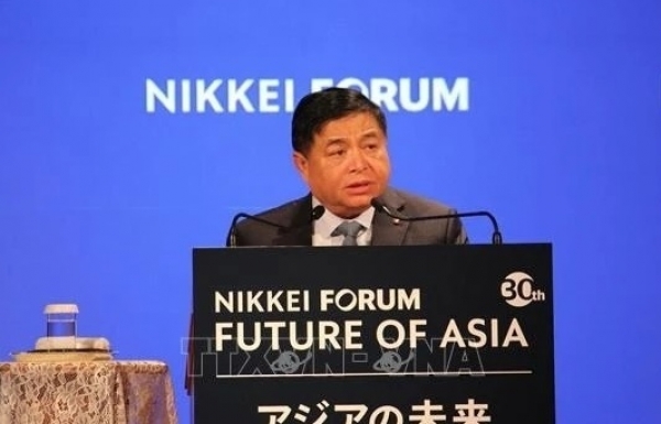 Deputy Prime Minister puts forth proposals for cooperation at Nikkei Forum "Future of Asia"