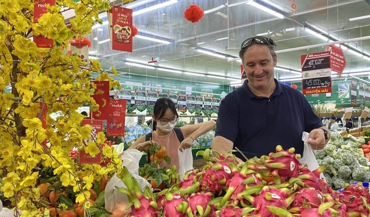 Tet 2026 points to more value-driven consumption