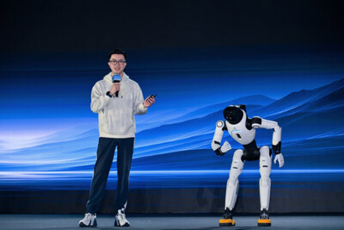 AGIBOT unveils new generation of embodied AI robots