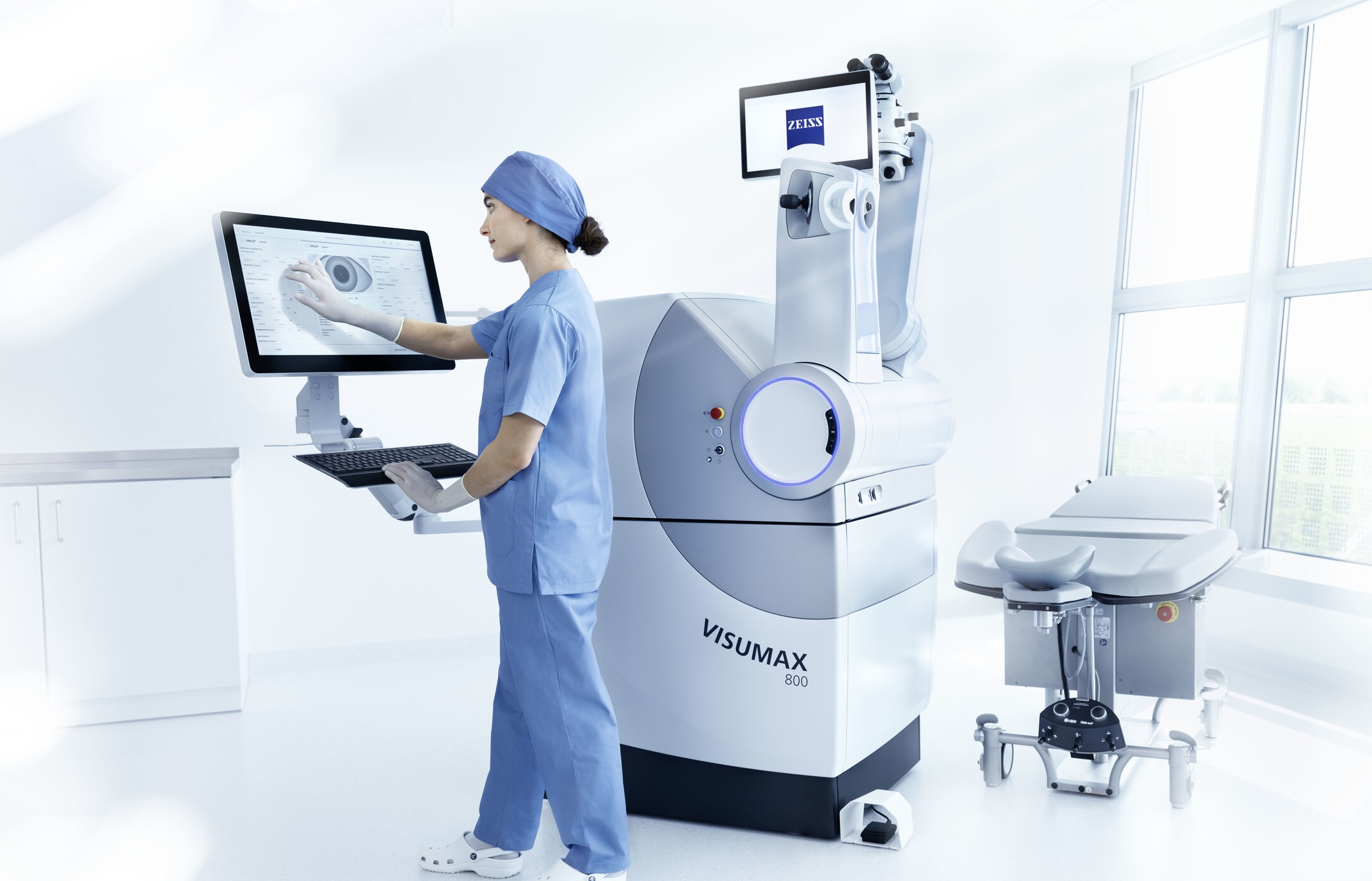 ZEISS VISUMAX 800 with SMILE pro software receives approval in China