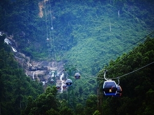Toc Tien Waterfall-Indochine cable car line operational