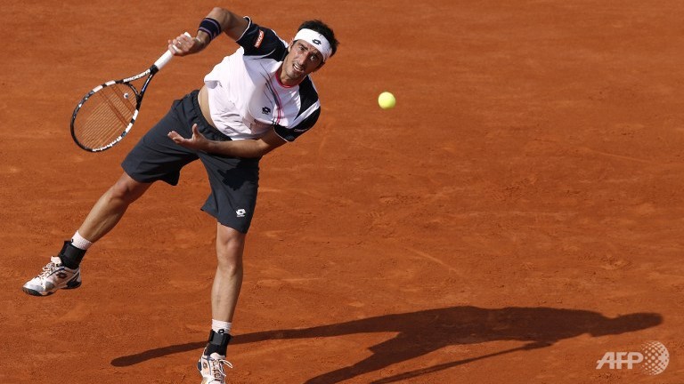 Potito powers into Rome meeting with Federer