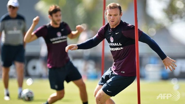 World Cup: Fight or flight for England, Uruguay