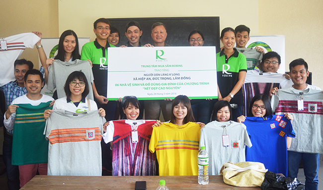 Robins Department Store donates part of revenue to poor ethnic ...