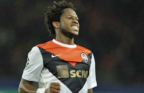 Manchester United agree deal to sign Brazil midfielder Fred
