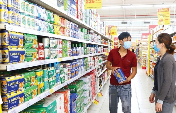 F&B groups hunker down during curbs