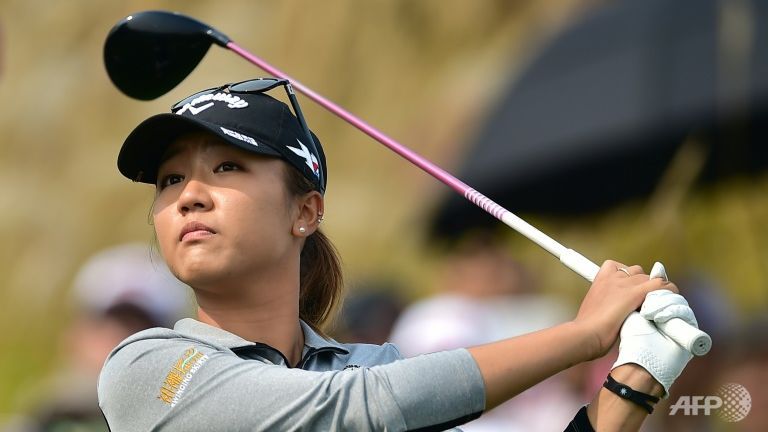 Ko"s late stumbles leave Jang atop Tour Championship